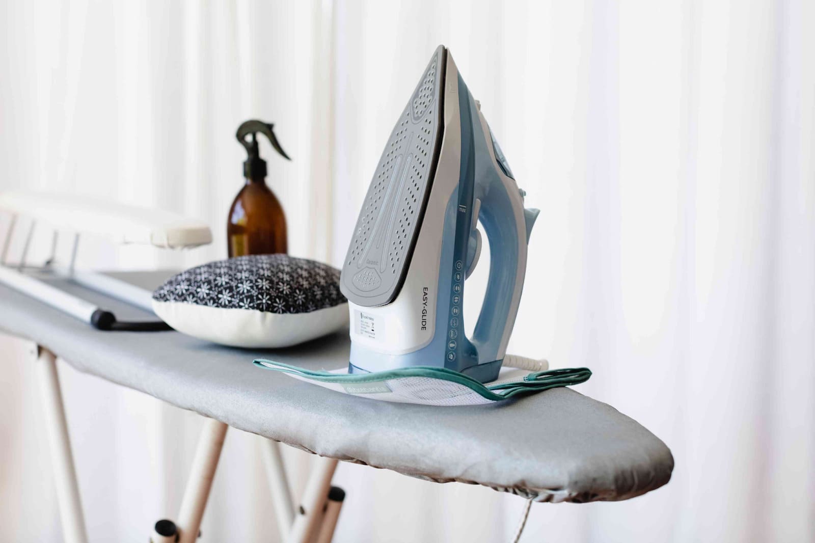 How To Iron A Shirt: Step-by-Step Guide 2026