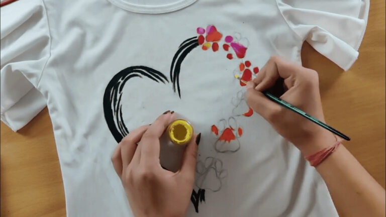 How To Draw A Shirt: Step-by-Step Guide For Beginners 2024