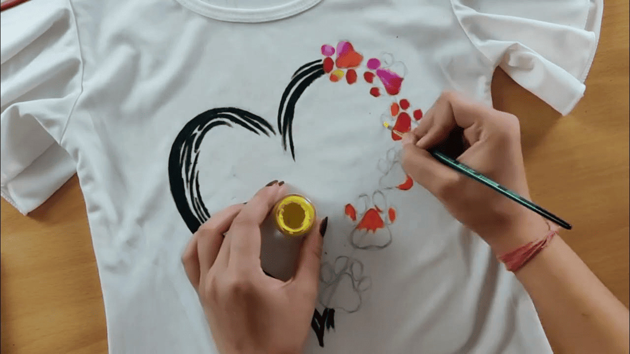 How To Draw A Shirt: Step-by-Step Guide For Beginners 2024
